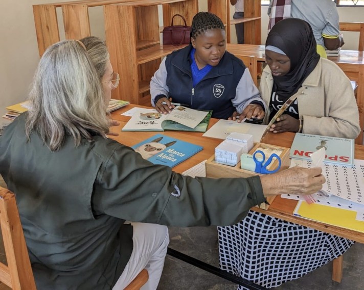 New secondary school library in Tanzania – Libraries for the World
